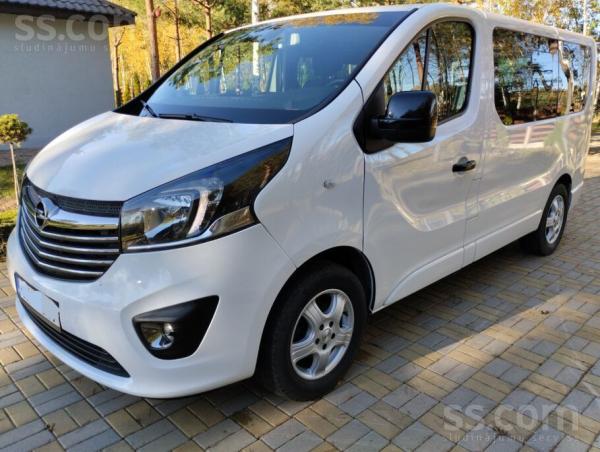 Opel Vivaro 2018 in Daugavpils on AUTOMOTO.COM.LV White Opel Vivaro 2018 in Daugavpils, with an engine capacity of 1.60 L and mileage of 218 thousand km for 14800 €, photo 1 on AUTOMOTO.COM.LV