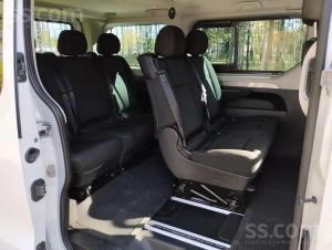 White Opel Vivaro 2018 in Daugavpils, with an engine capacity of 1.60 L and mileage of 218 thousand km for 14800 €, photo 7 on AUTOMOTO.COM.LV