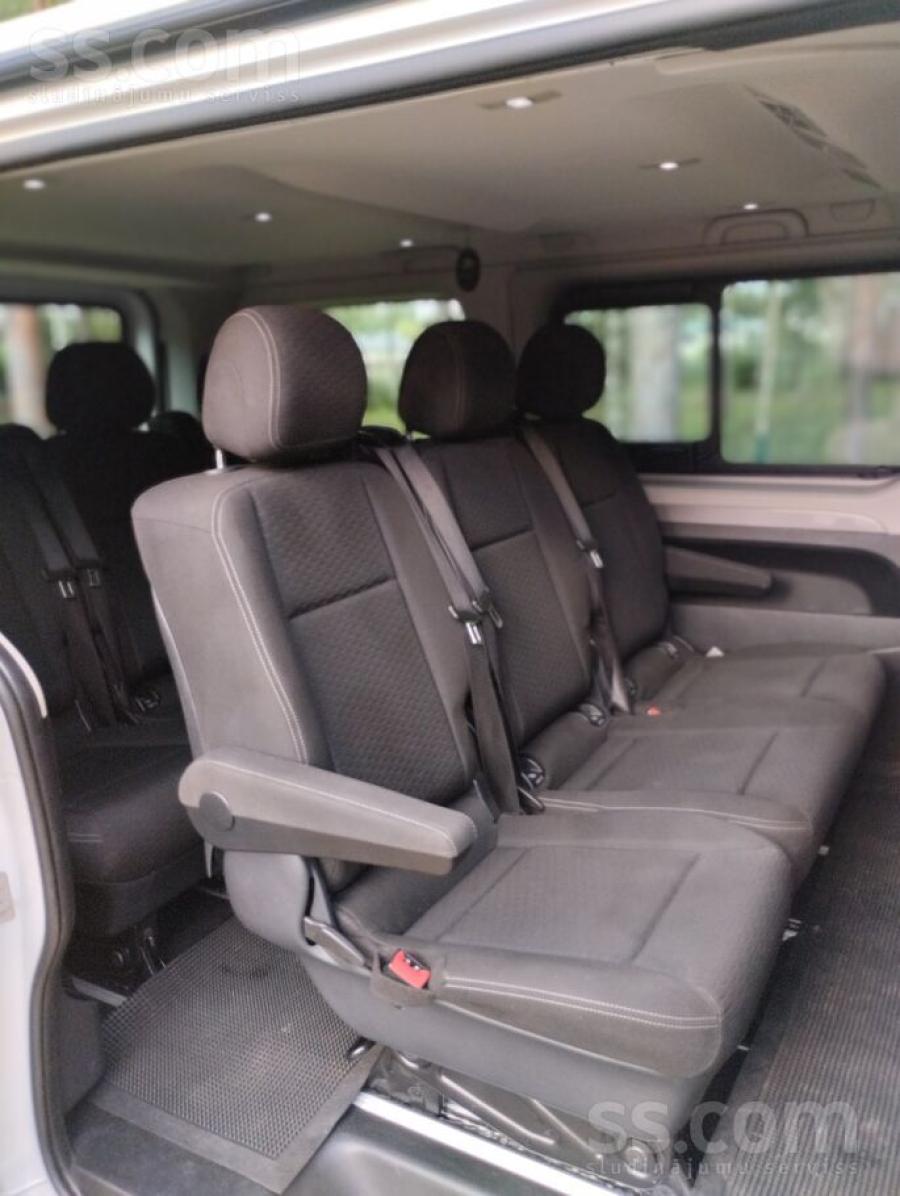 White Opel Vivaro 2018 in Daugavpils, with an engine capacity of 1.60 L and mileage of 218 thousand km for 14800 €, photo 12 on AUTOMOTO.COM.LV