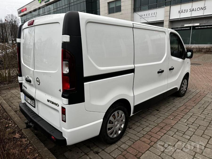 White Opel Vivaro 2019 in Riga, with an engine capacity of 1.60 L and mileage of 228 thousand km for 8350 €, photo 2 on AUTOMOTO.COM.LV