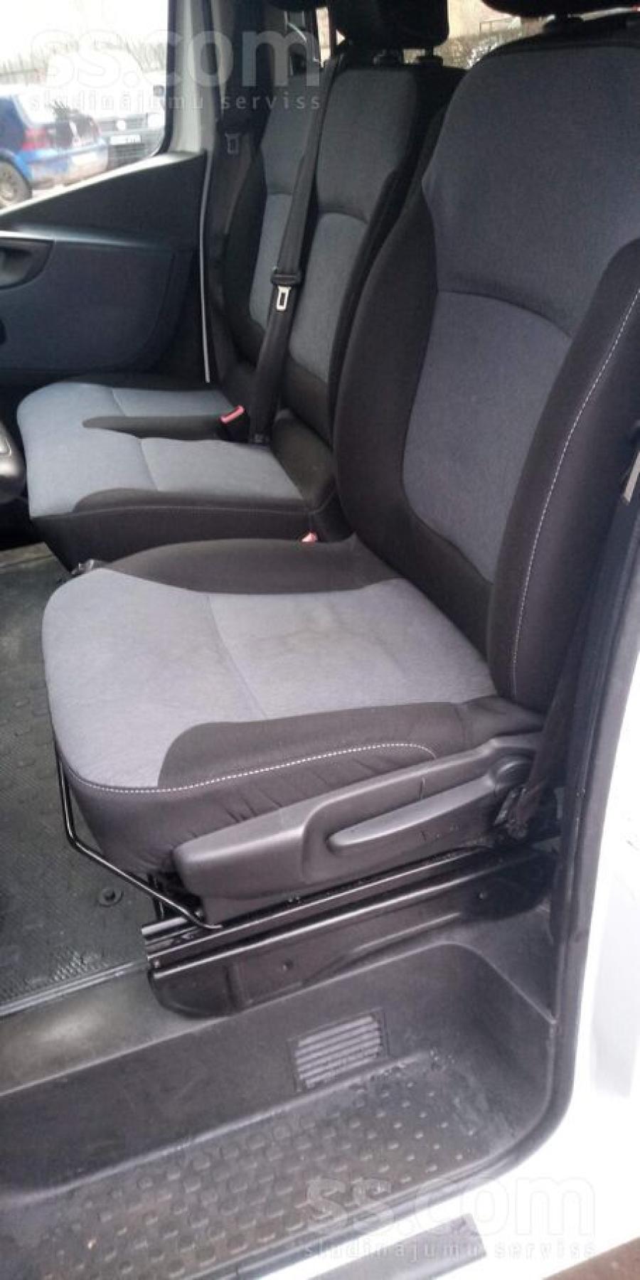 Balts Opel Vivaro 2019 Liepāja, ar dzinēja tilpumu 1.60 L un nobraukumu 230 tūkst. km par 11800 €, foto 12 vietnē AUTOMOTO.COM.LV