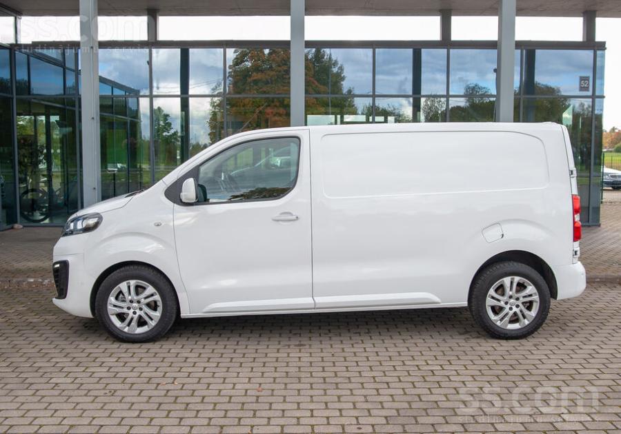 White Opel Vivaro 2020 in Cesis, with an engine capacity of 2.00 L and mileage of 132 thousand km for 18200 €, photo 3 on AUTOMOTO.COM.LV