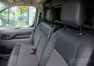Balts Opel Vivaro 2020 Cēsis, ar dzinēja tilpumu 2.00 L un nobraukumu 132 tūkst. km par 17700 €, foto 19 vietnē AUTOMOTO.COM.LV