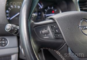Balts Opel Vivaro 2020 Cēsis, ar dzinēja tilpumu 2.00 L un nobraukumu 132 tūkst. km par 17700 €, foto 20 vietnē AUTOMOTO.COM.LV