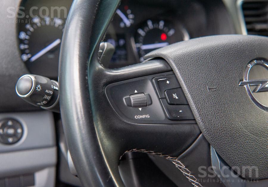 Balts Opel Vivaro 2020 Cēsis, ar dzinēja tilpumu 2.00 L un nobraukumu 132 tūkst. km par 17700 €, foto 20 vietnē AUTOMOTO.COM.LV