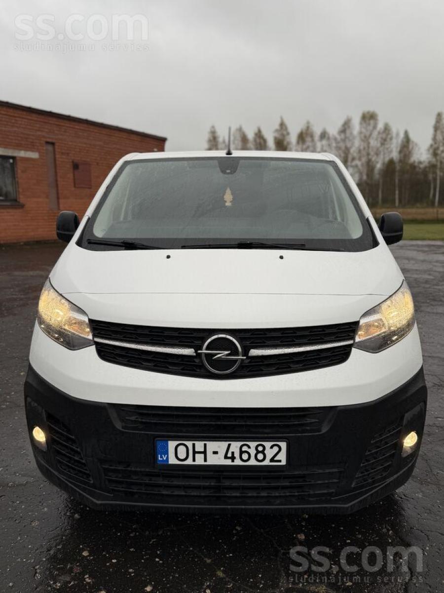 Balts Opel Vivaro 2021 Rēzekne, ar dzinēja tilpumu 1.50 L un nobraukumu 297 tūkst. km par 11300 €, foto 4 vietnē AUTOMOTO.COM.LV