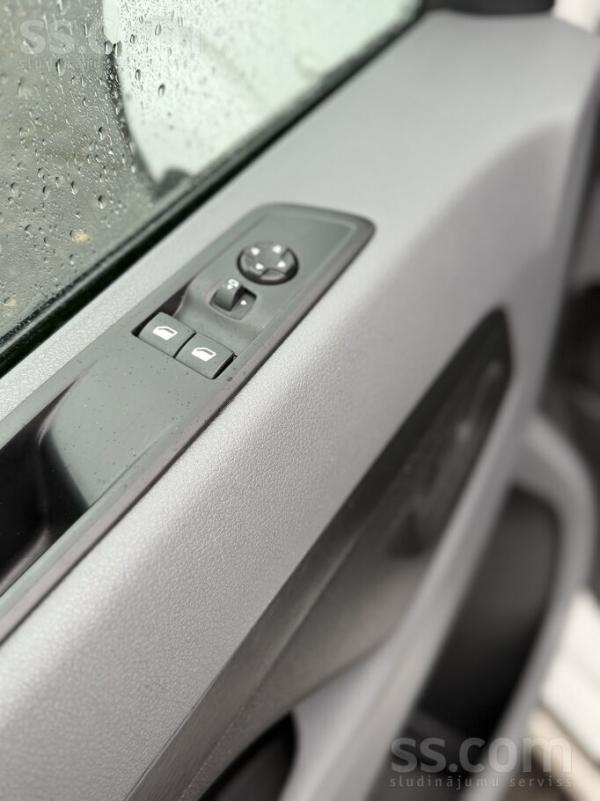 Balts Opel Vivaro 2021 Rēzekne, ar dzinēja tilpumu 1.50 L un nobraukumu 297 tūkst. km par 11300 €, foto 9 vietnē AUTOMOTO.COM.LV