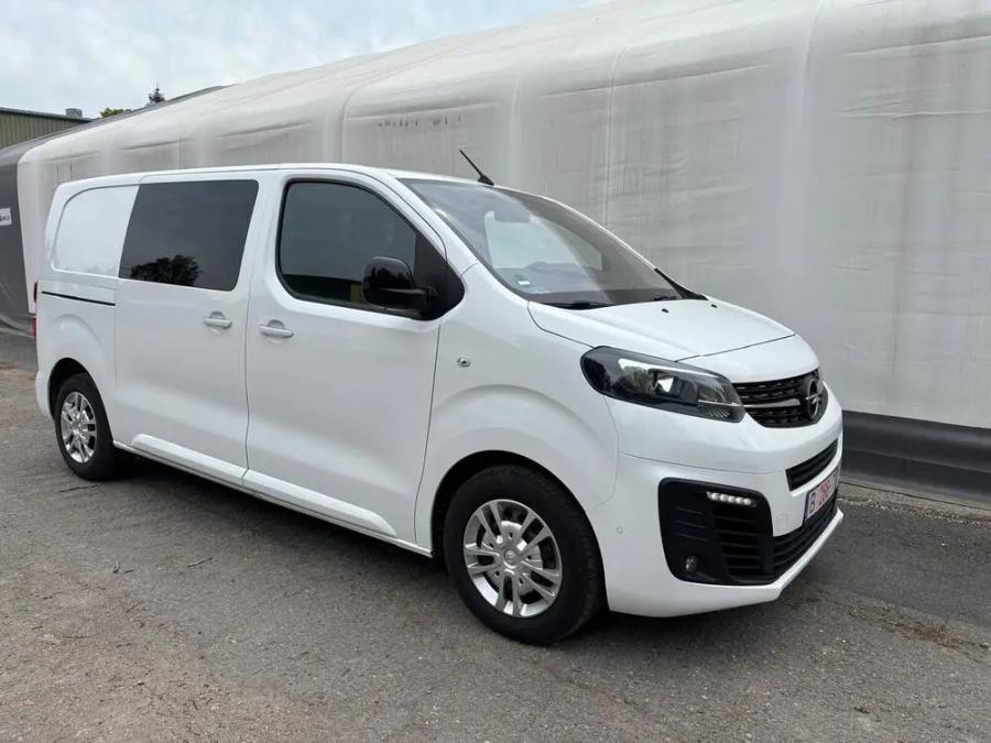 Balts Opel Vivaro 2022 Ogre, ar dzinēja tilpumu 2.00 L un nobraukumu 132 tūkst. km par 15900 €, foto 3 vietnē AUTOMOTO.COM.LV