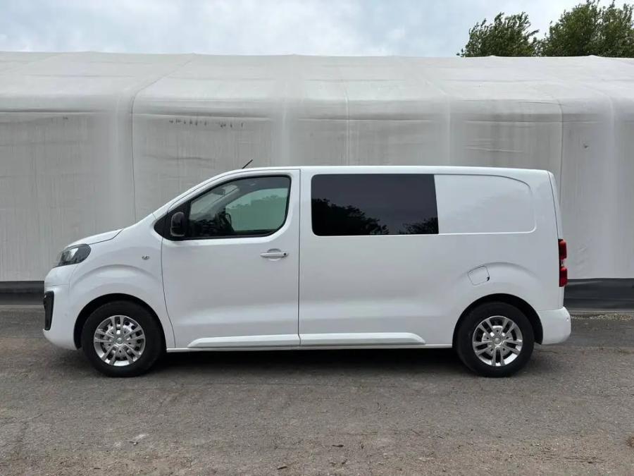 Balts Opel Vivaro 2022 Ogre, ar dzinēja tilpumu 2.00 L un nobraukumu 132 tūkst. km par 15900 €, foto 6 vietnē AUTOMOTO.COM.LV