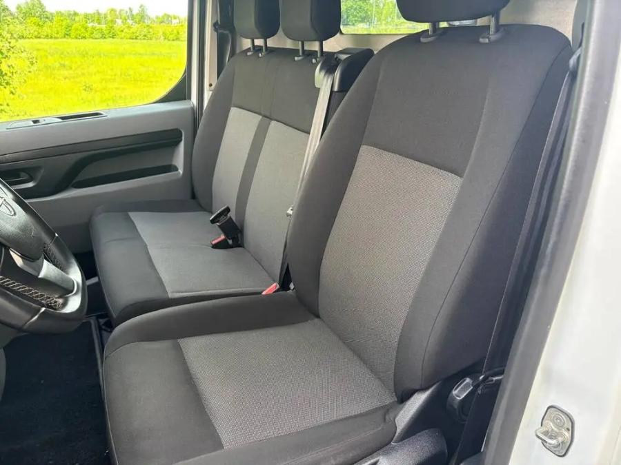 Balts Opel Vivaro 2022 Ogre, ar dzinēja tilpumu 2.00 L un nobraukumu 132 tūkst. km par 15900 €, foto 13 vietnē AUTOMOTO.COM.LV