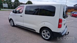 White Opel Vivaro 2022 in Bauska, with an engine capacity of 1.50 L and mileage of 0 thousand km for 16990 €, photo 3 on AUTOMOTO.COM.LV