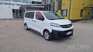 White Opel Vivaro 2022 in Bauska, with an engine capacity of 1.50 L and mileage of 0 thousand km for 16990 €, photo 6 on AUTOMOTO.COM.LV