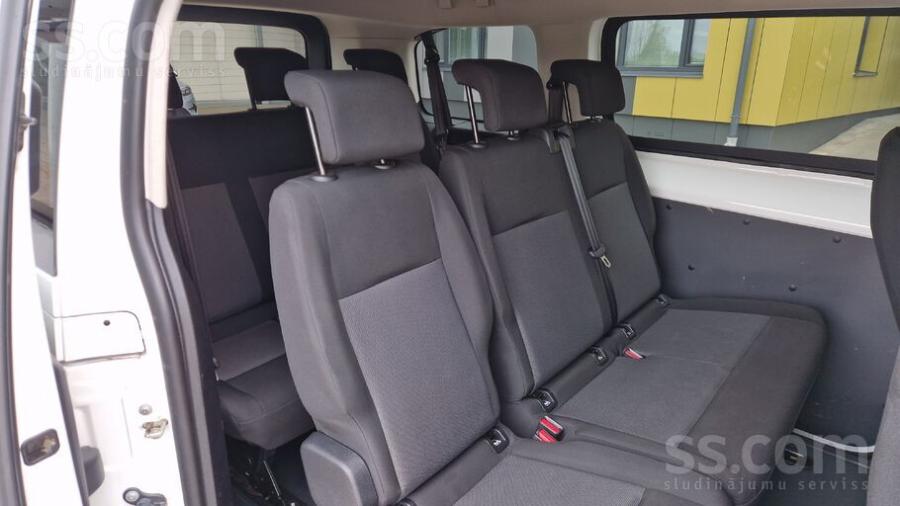 White Opel Vivaro 2022 in Bauska, with an engine capacity of 1.50 L and mileage of 0 thousand km for 16990 €, photo 7 on AUTOMOTO.COM.LV