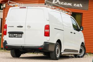 White Opel Vivaro 2022 in Tukums, with an engine capacity of 1.50 L and mileage of 169 thousand km for 13990 €, photo 5 on AUTOMOTO.COM.LV