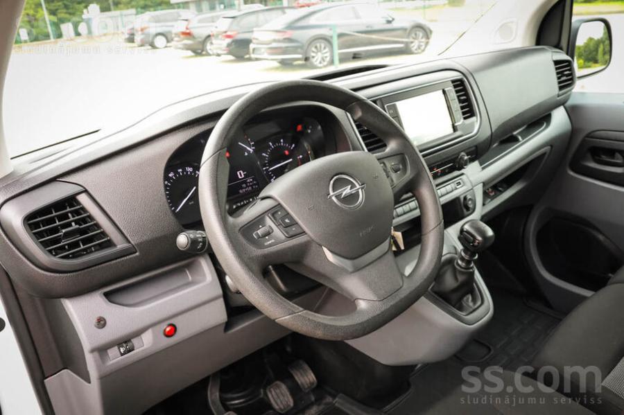 White Opel Vivaro 2022 in Tukums, with an engine capacity of 1.50 L and mileage of 169 thousand km for 13990 €, photo 7 on AUTOMOTO.COM.LV