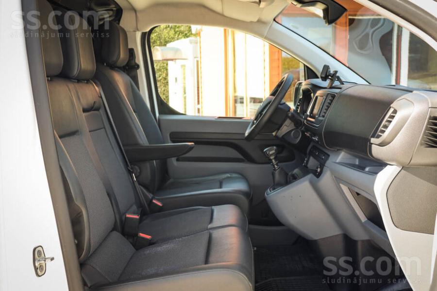 Balts Opel Vivaro 2022 Tukums, ar dzinēja tilpumu 1.50 L un nobraukumu 166 tūkst. km par 13590 €, foto 8 vietnē AUTOMOTO.COM.LV