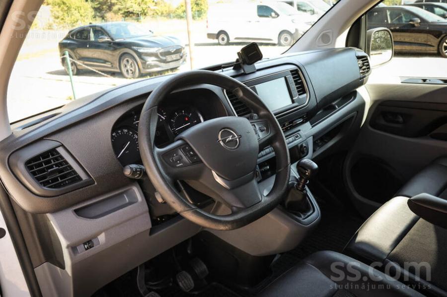 Balts Opel Vivaro 2022 Tukums, ar dzinēja tilpumu 1.50 L un nobraukumu 166 tūkst. km par 13590 €, foto 9 vietnē AUTOMOTO.COM.LV