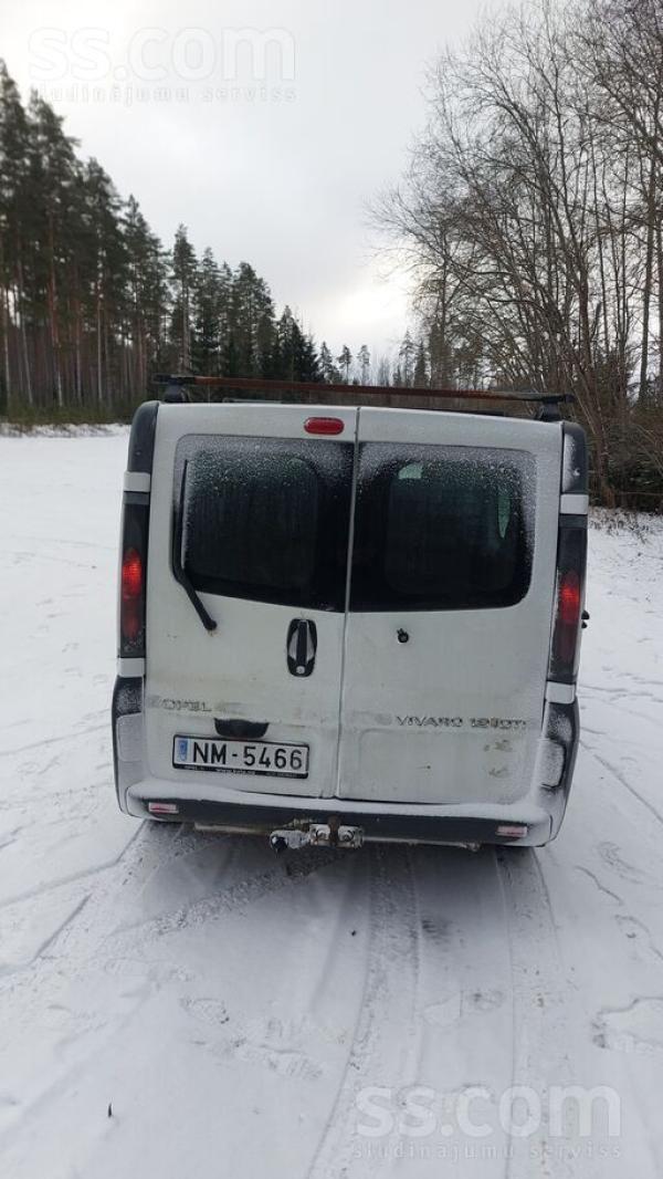 Balts Opel Vivaro 2004 Gulbene, ar dzinēja tilpumu 1.90 L un nobraukumu 313 tūkst. km par 2950 €, foto 3 vietnē AUTOMOTO.COM.LV