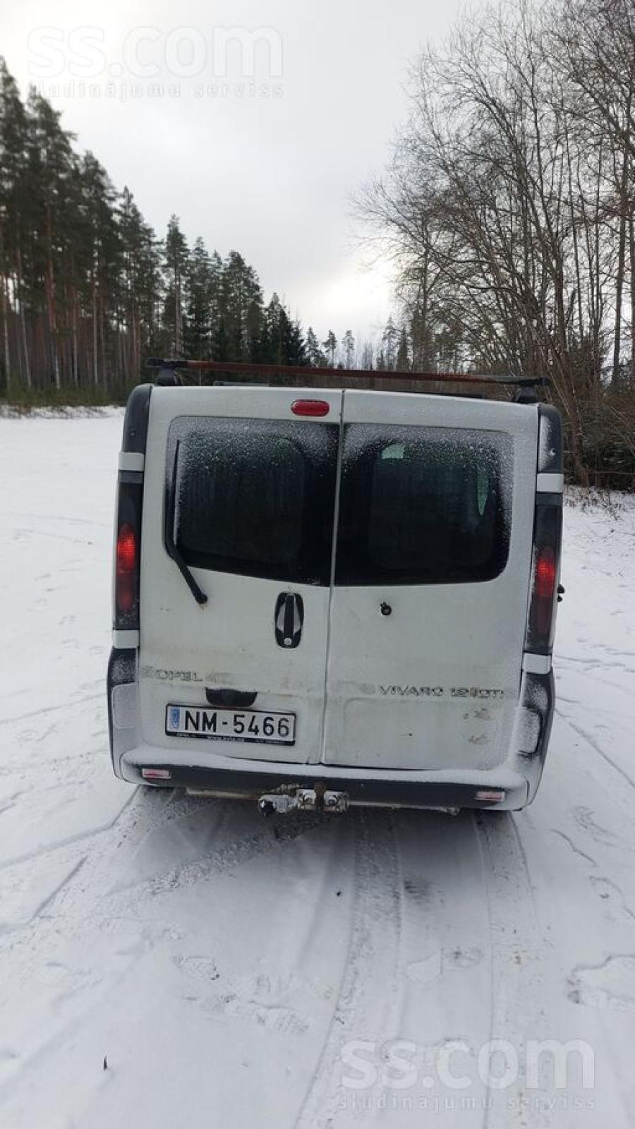 Balts Opel Vivaro 2004 Gulbene, ar dzinēja tilpumu 1.90 L un nobraukumu 313 tūkst. km par 2950 €, foto 3 vietnē AUTOMOTO.COM.LV