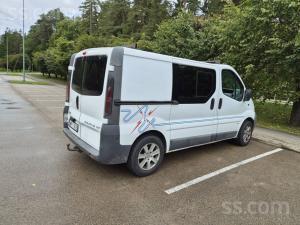 White Opel Vivaro 2004 in Riga, with an engine capacity of 1.90 L and mileage of 256 thousand km for 3200 €, photo 5 on AUTOMOTO.COM.LV
