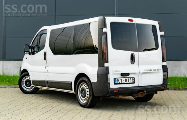 Balts Opel Vivaro 2006 Rīga, ar dzinēja tilpumu 2.50 L un nobraukumu 440 tūkst. km par 4490 €, foto 4 vietnē AUTOMOTO.COM.LV