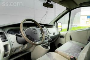 Balts Opel Vivaro 2006 Rīga, ar dzinēja tilpumu 2.50 L un nobraukumu 440 tūkst. km par 4490 €, foto 14 vietnē AUTOMOTO.COM.LV