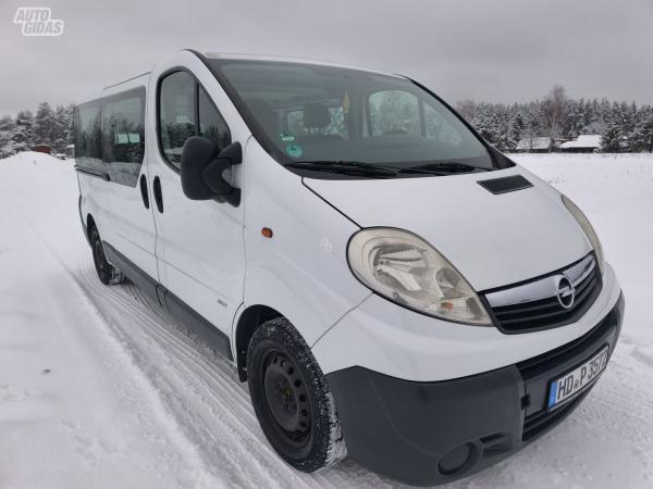 Balts Opel Vivaro 2007 Druskininkai, ar dzinēja tilpumu 2.00 L un nobraukumu 266 tūkst. km par 6950 €, foto 2 vietnē AUTOMOTO.COM.LV