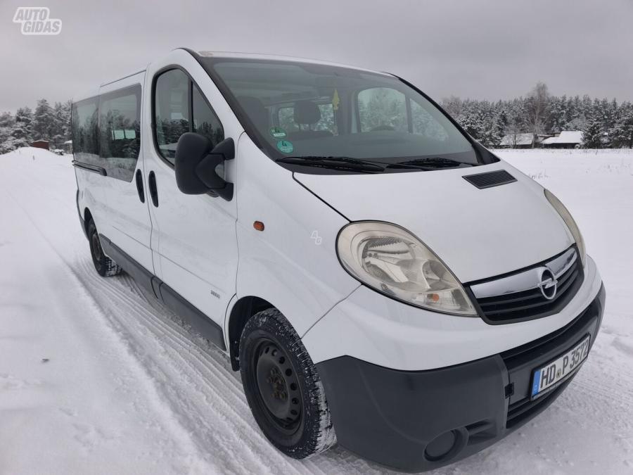 Balts Opel Vivaro 2007 Druskininkai, ar dzinēja tilpumu 2.00 L un nobraukumu 266 tūkst. km par 6950 €, foto 2 vietnē AUTOMOTO.COM.LV