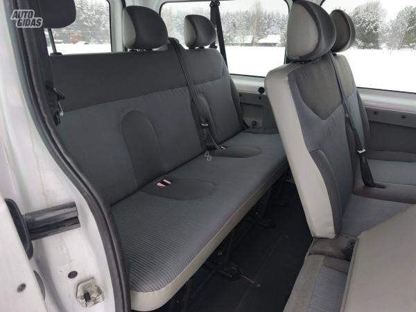 Balts Opel Vivaro 2007 Druskininkai, ar dzinēja tilpumu 2.00 L un nobraukumu 266 tūkst. km par 6950 €, foto 9 vietnē AUTOMOTO.COM.LV