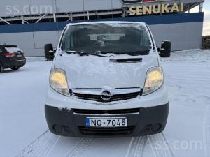 White Opel Vivaro 2008 in Daugavpils, with an engine capacity of 2.00 L and mileage of 243 thousand km for 4750 €, photo 8 on AUTOMOTO.COM.LV