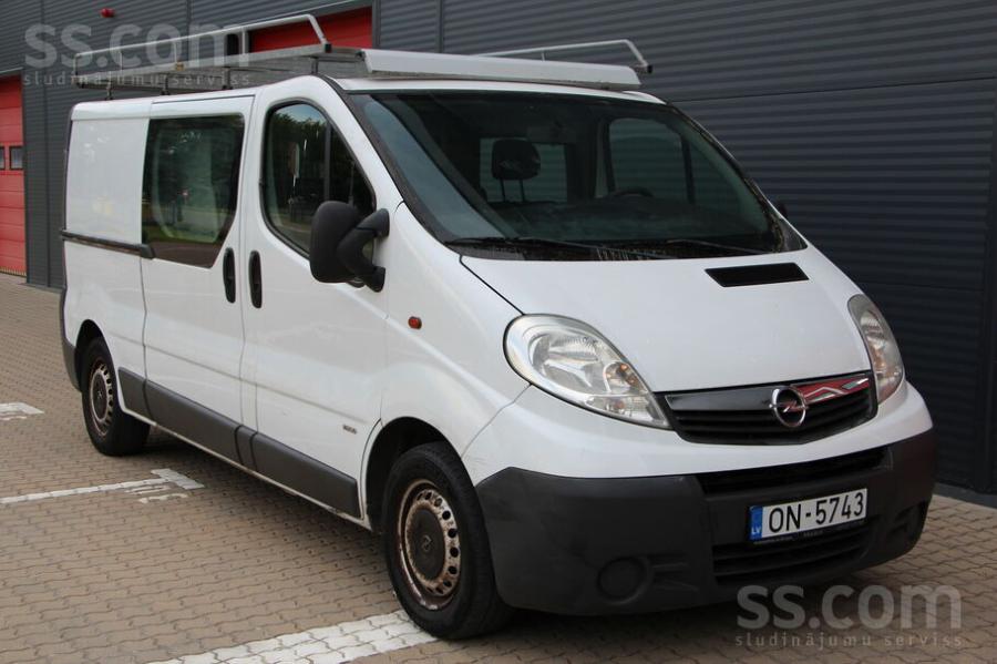 White Opel Vivaro 2008 in Riga, with an engine capacity of 2.00 L and mileage of 323 thousand km for 6450 €, photo 4 on AUTOMOTO.COM.LV