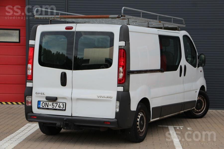 White Opel Vivaro 2008 in Riga, with an engine capacity of 2.00 L and mileage of 323 thousand km for 6450 €, photo 7 on AUTOMOTO.COM.LV