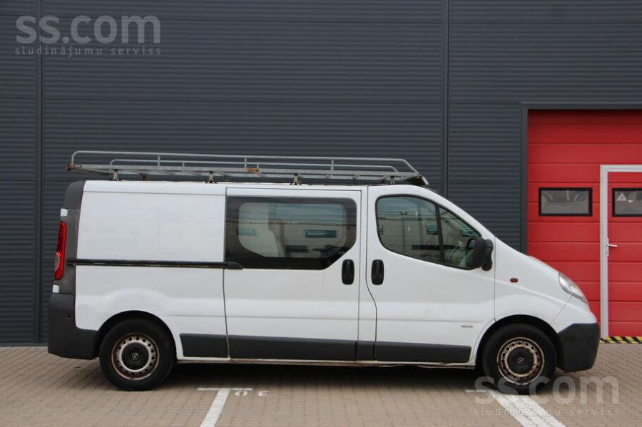White Opel Vivaro 2008 in Riga, with an engine capacity of 2.00 L and mileage of 323 thousand km for 6450 €, photo 8 on AUTOMOTO.COM.LV