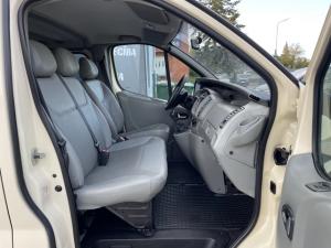 White Opel Vivaro 2008 in Riga, with an engine capacity of 2.00 L and mileage of 382 thousand km for 5200 €, photo 23 on AUTOMOTO.COM.LV