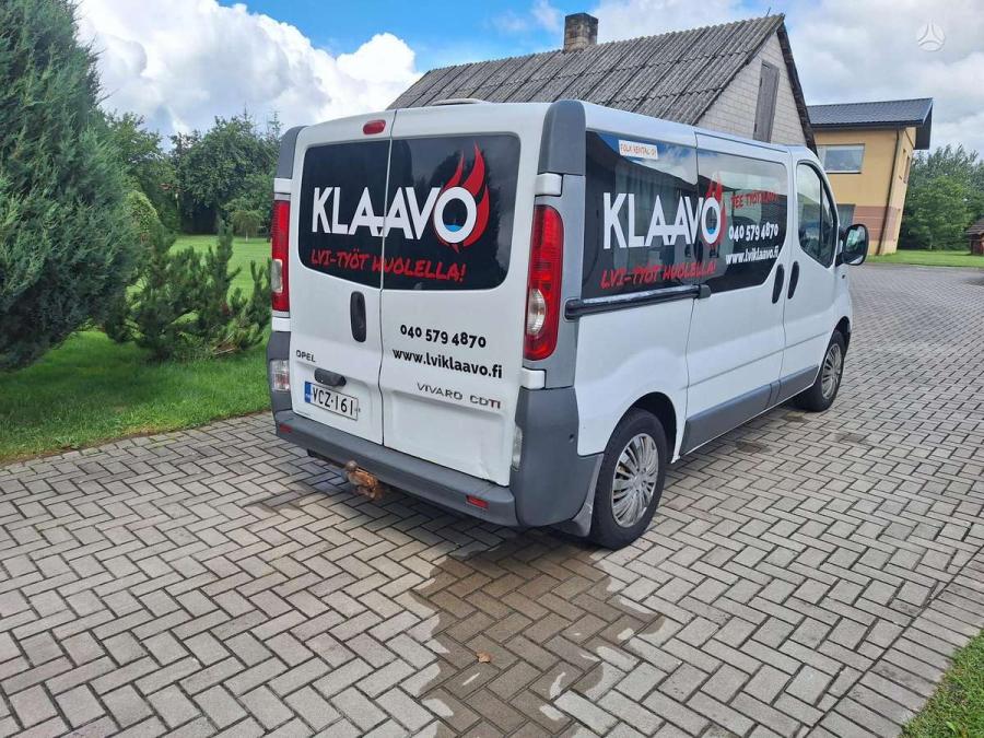 White Opel Vivaro 2008 in Kaunas, with an engine capacity of 2.00 L and mileage of 352 thousand km for 2650 €, photo 5 on AUTOMOTO.COM.LV