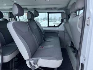 White Opel Vivaro 2011 in Vilnius, with an engine capacity of 2.46 L and mileage of 214 thousand km for 7350 €, photo 9 on AUTOMOTO.COM.LV