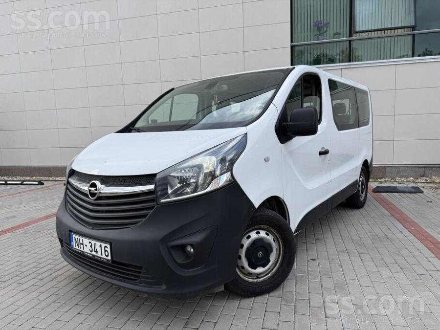 White Opel Vivaro 2016 in Riga, with an engine capacity of 1.60 L and mileage of 274 thousand km for 8500 €, photo 3 on AUTOMOTO.COM.LV