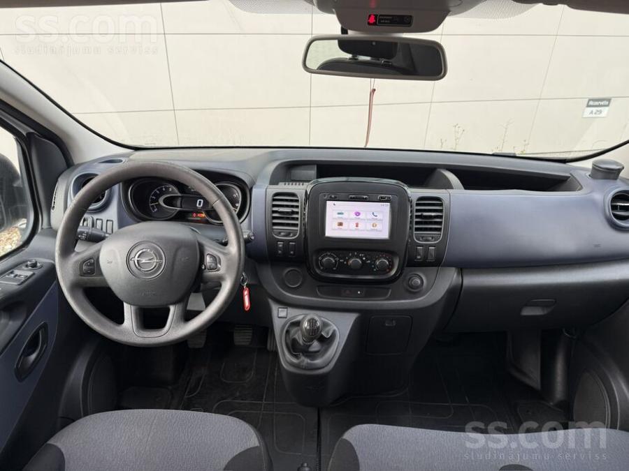 White Opel Vivaro 2016 in Riga, with an engine capacity of 1.60 L and mileage of 274 thousand km for 8500 €, photo 6 on AUTOMOTO.COM.LV
