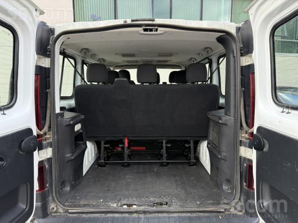 Balts Opel Vivaro 2016 Rīga, ar dzinēja tilpumu 1.60 L un nobraukumu 274 tūkst. km par 8500 €, foto 10 vietnē AUTOMOTO.COM.LV