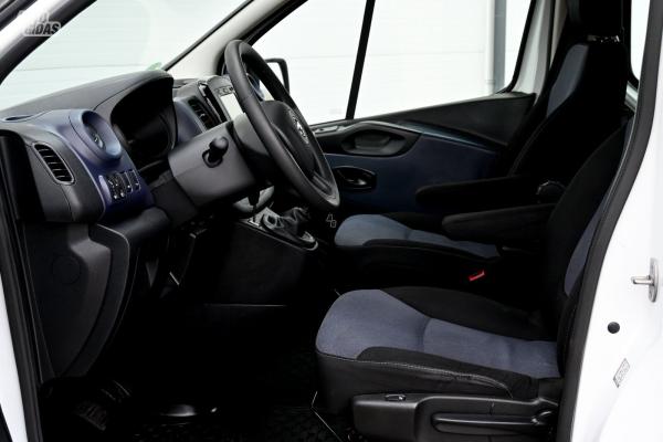 Balts Opel Vivaro 2018 Kretinga, ar dzinēja tilpumu 1.60 L un nobraukumu 284 tūkst. km par 10999 €, foto 11 vietnē AUTOMOTO.COM.LV