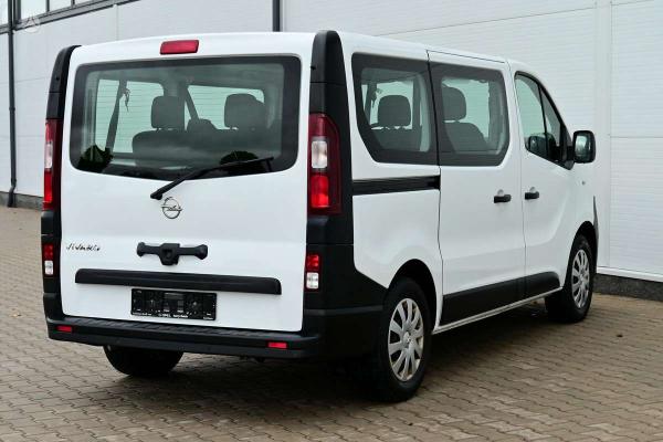Balts Opel Vivaro 2018 Kretinga, ar dzinēja tilpumu 1.60 L un nobraukumu 284 tūkst. km par 11499 €, foto 7 vietnē AUTOMOTO.COM.LV
