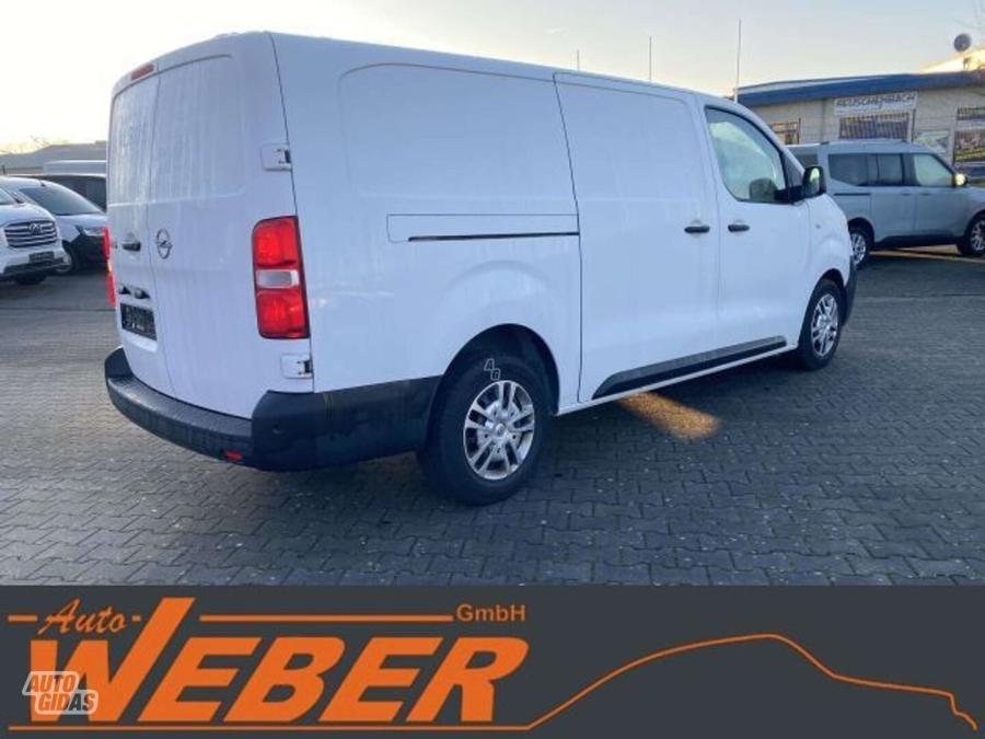 White Opel Vivaro 2021 in Kaunas, with an engine capacity of 2.00 L and mileage of 82 thousand km for 22724 €, photo 4 on AUTOMOTO.COM.LV