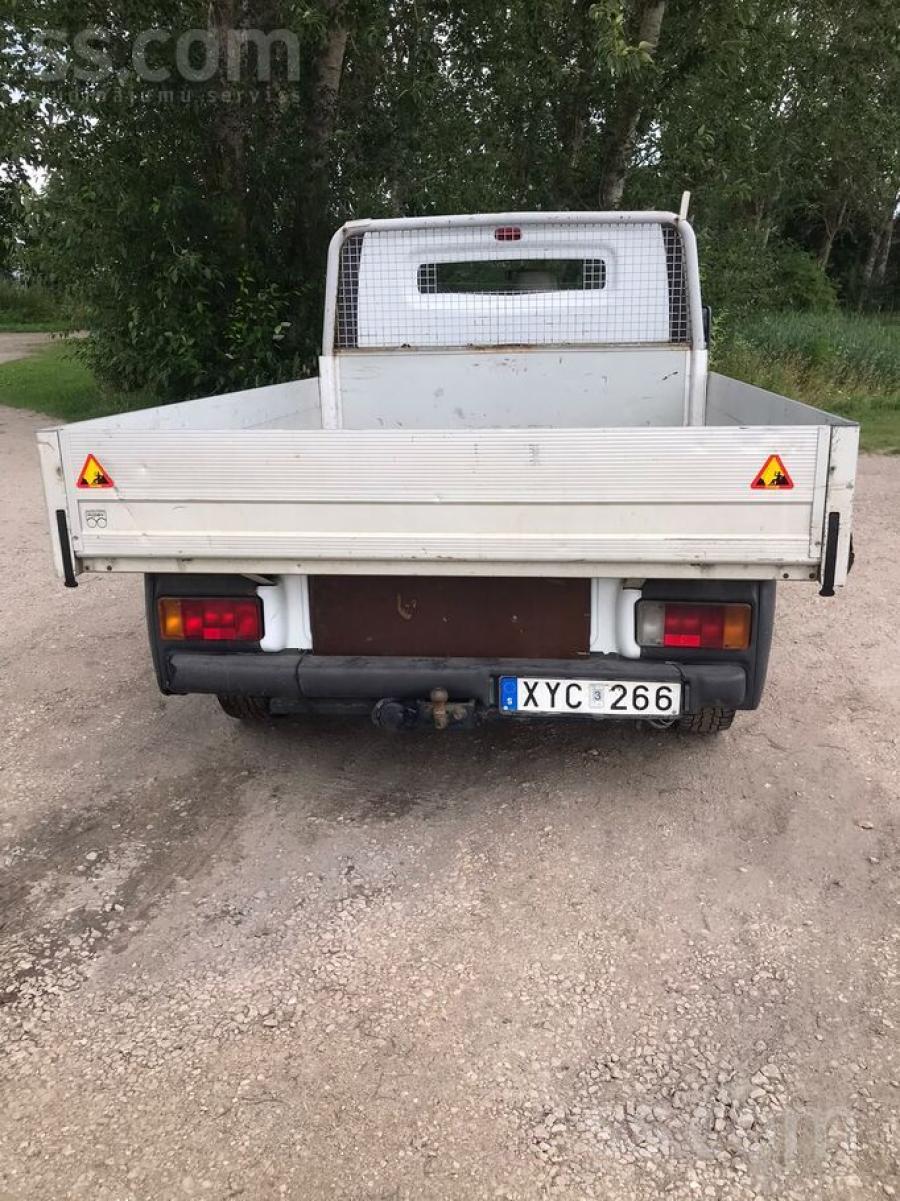 Balts Opel Vivaro 2008 Jūrmala, ar dzinēja tilpumu 2.00 L un nobraukumu 224 tūkst. km par 2850 €, foto 5 vietnē AUTOMOTO.COM.LV