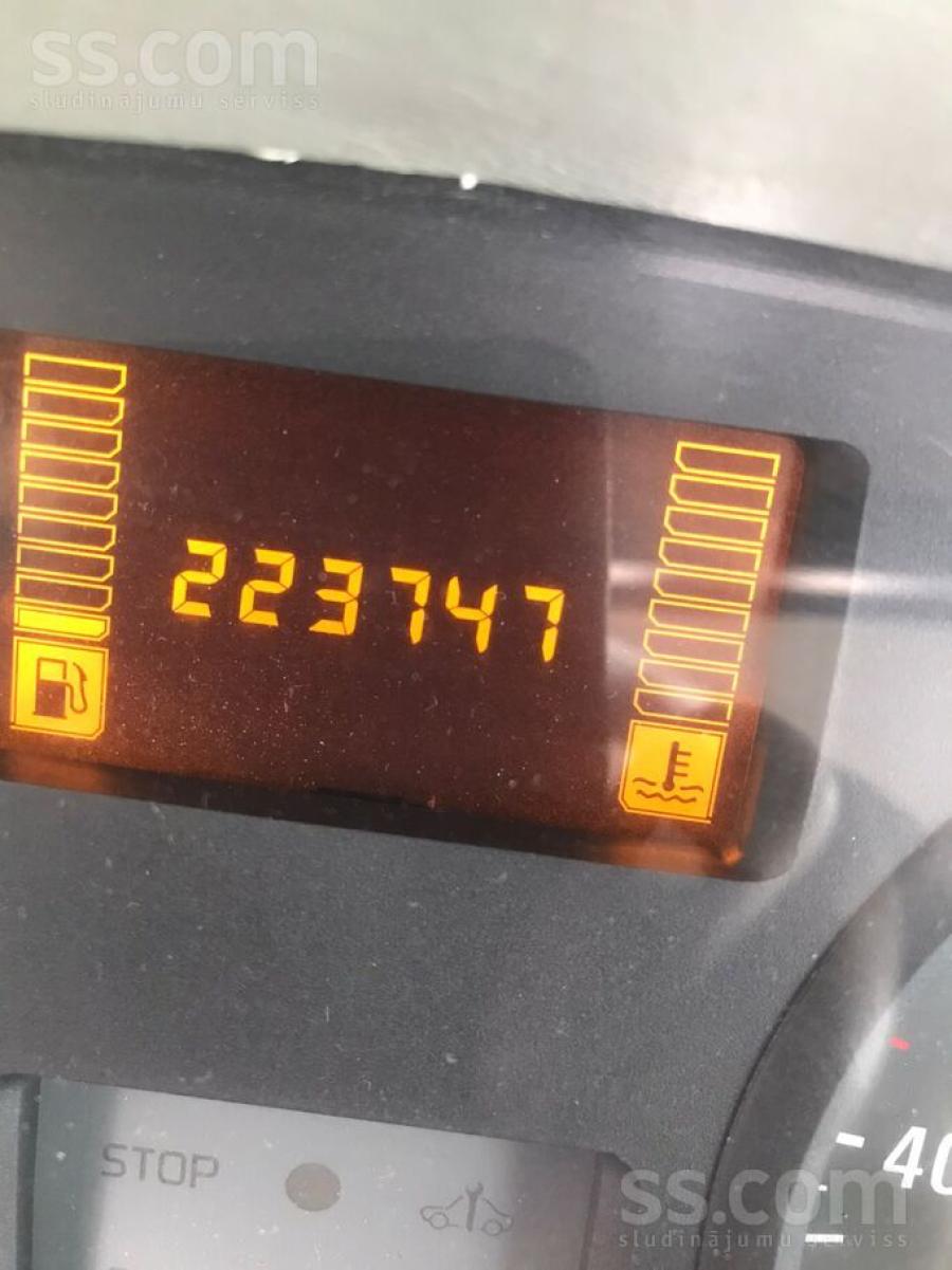 Balts Opel Vivaro 2008 Jūrmala, ar dzinēja tilpumu 2.00 L un nobraukumu 224 tūkst. km par 2850 €, foto 6 vietnē AUTOMOTO.COM.LV