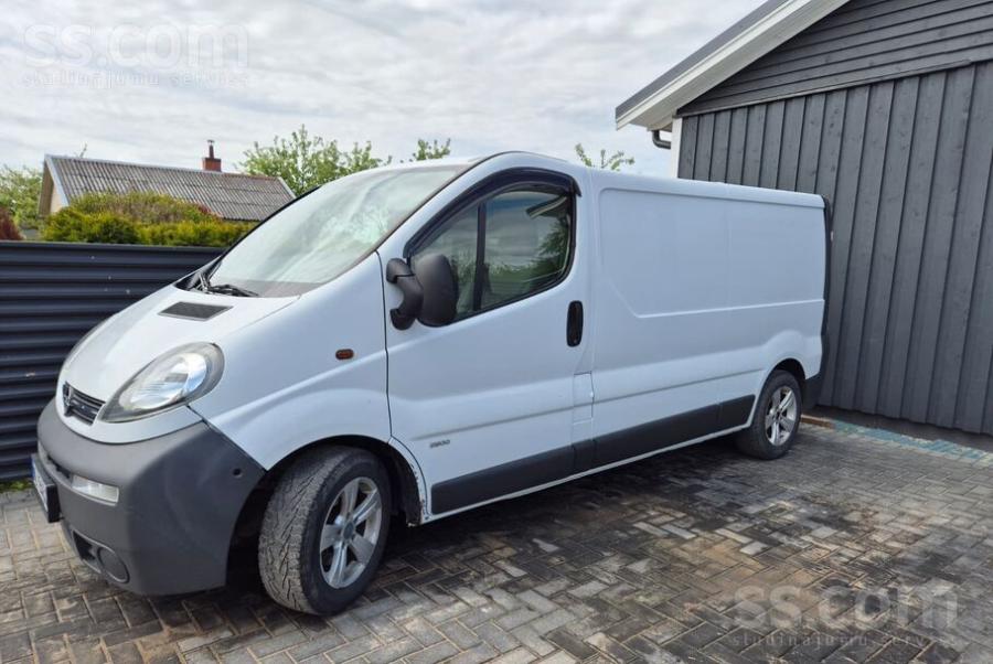 Balts Opel Vivaro 2006 Kuldīga, ar dzinēja tilpumu 2.50 L un nobraukumu 340 tūkst. km par 5500 €, foto 3 vietnē AUTOMOTO.COM.LV