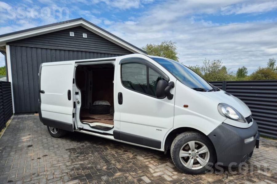 Balts Opel Vivaro 2006 Kuldīga, ar dzinēja tilpumu 2.50 L un nobraukumu 340 tūkst. km par 5500 €, foto 7 vietnē AUTOMOTO.COM.LV