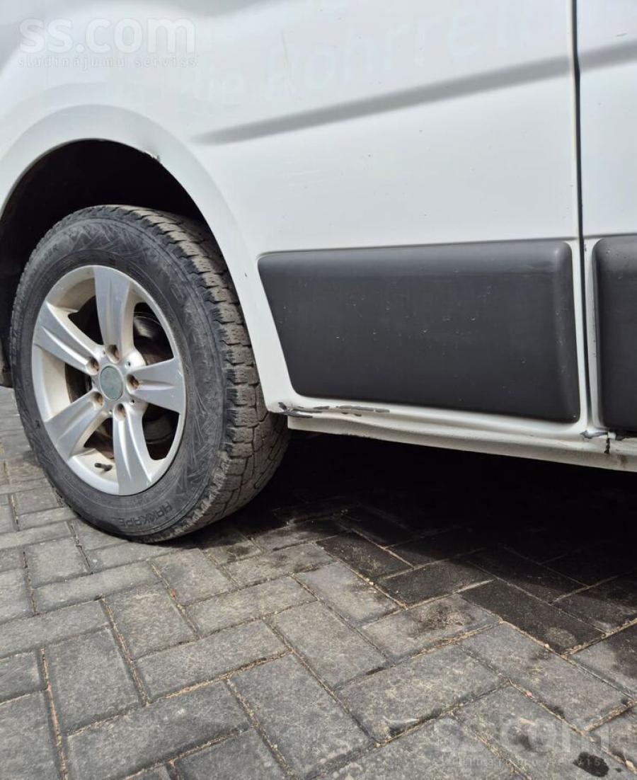 Balts Opel Vivaro 2006 Kuldīga, ar dzinēja tilpumu 2.50 L un nobraukumu 340 tūkst. km par 5500 €, foto 13 vietnē AUTOMOTO.COM.LV