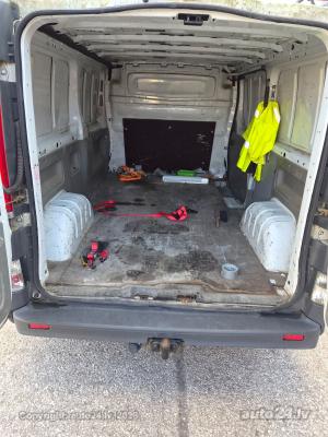 White Opel Vivaro 2008 in Tartu, with an engine capacity of 2.00 L and mileage of 0 thousand km for 1499 €, photo 9 on AUTOMOTO.COM.LV