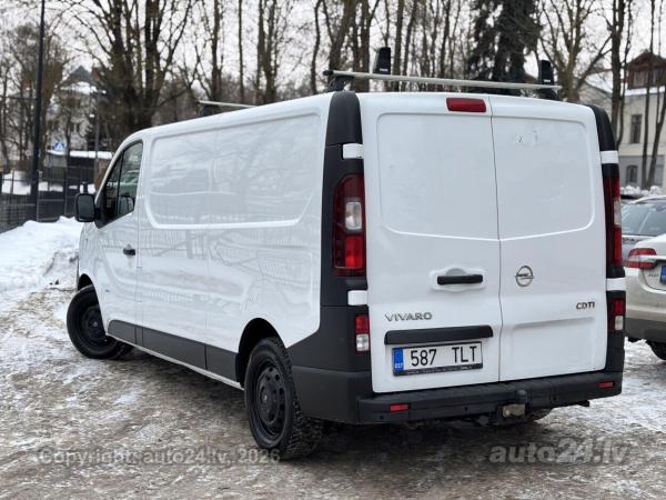 White Opel Vivaro 2015 in Tartu, with an engine capacity of 1.60 L and mileage of 232 thousand km for 8299 €, photo 4 on AUTOMOTO.COM.LV