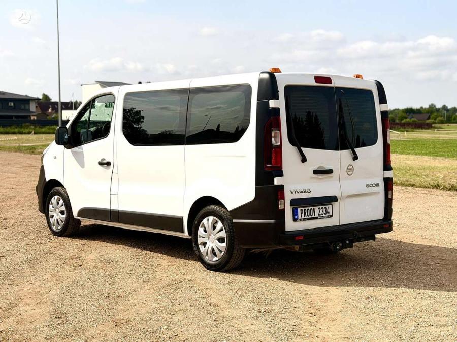 Balts Opel Vivaro 2016 Tartu, ar dzinēja tilpumu 1.60 L un nobraukumu 274 tūkst. km par 8000 €, foto 4 vietnē AUTOMOTO.COM.LV